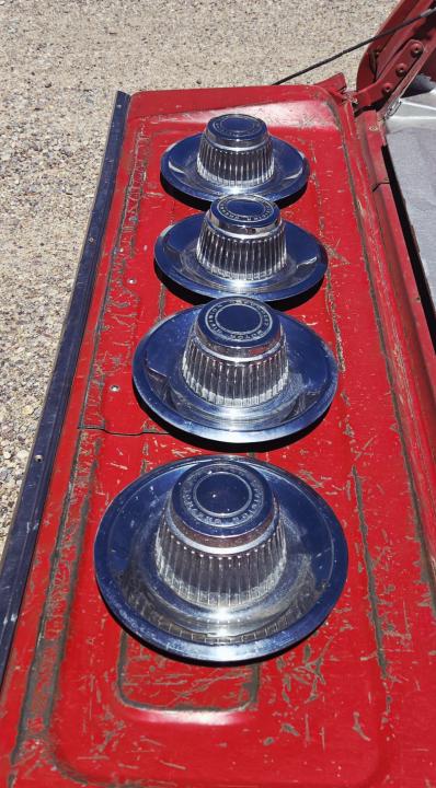 Chevy Turbine Center Caps | ManStuff